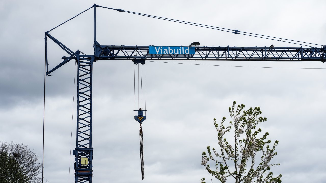 Family Ownership Transition at Road Construction Company Viabuild | Merodis